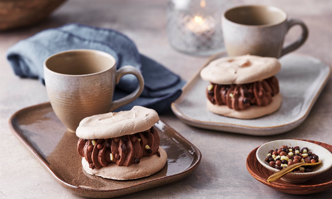 Chokolademarengs med choko-espresso mousse opskrift | Dr. Oetker